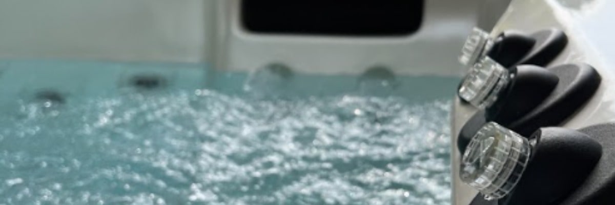 Jacuzzi Time | Tinas de Hidromasaje y Bañeras en Oferta – Todo Para Tu Baño